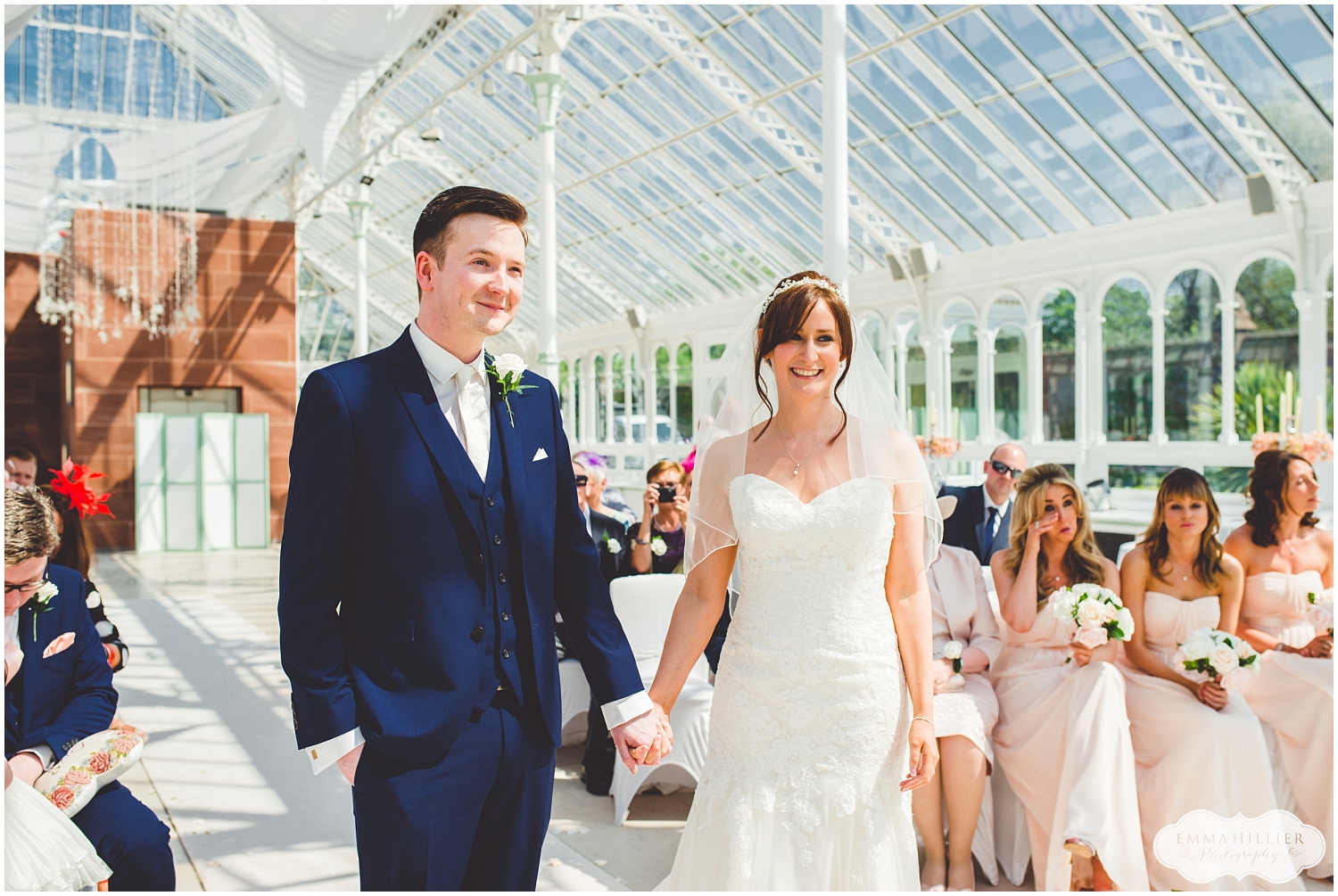 A sunny Isla Gladstone wedding - Debbie & Paddy