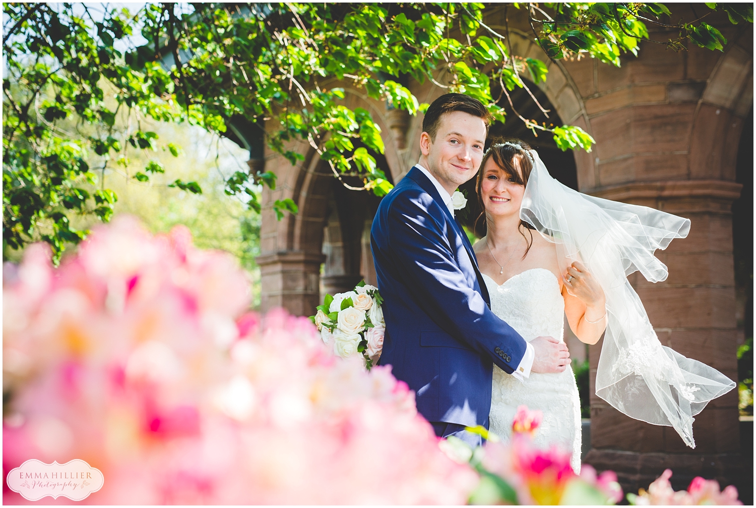 A sunny Isla Gladstone wedding - Debbie & Paddy